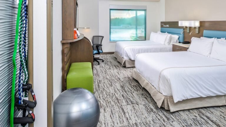 Benefits of Hotel Rooms with Health and Wellness Amenities - Hotel Grouper